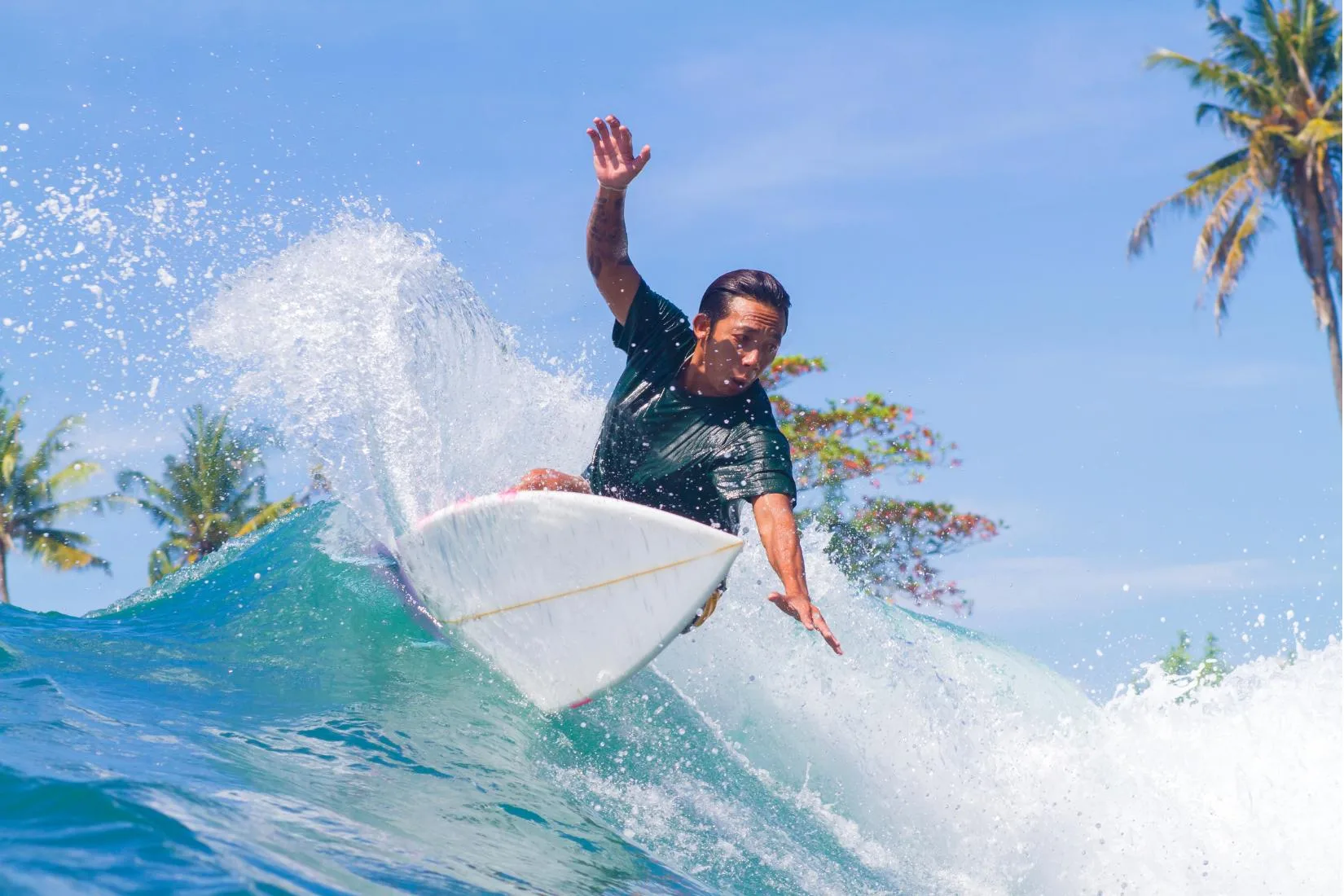 Scar Reef Surf – Sumbawa’s Legendary Barrel Spot